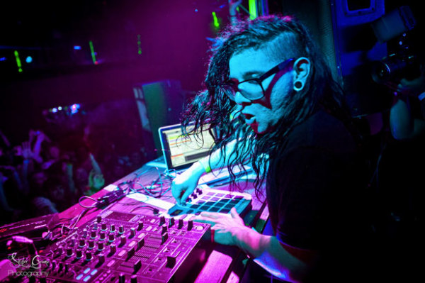What's It Like To Be Skrillex? Here's A 15-Minute Snapshot ...